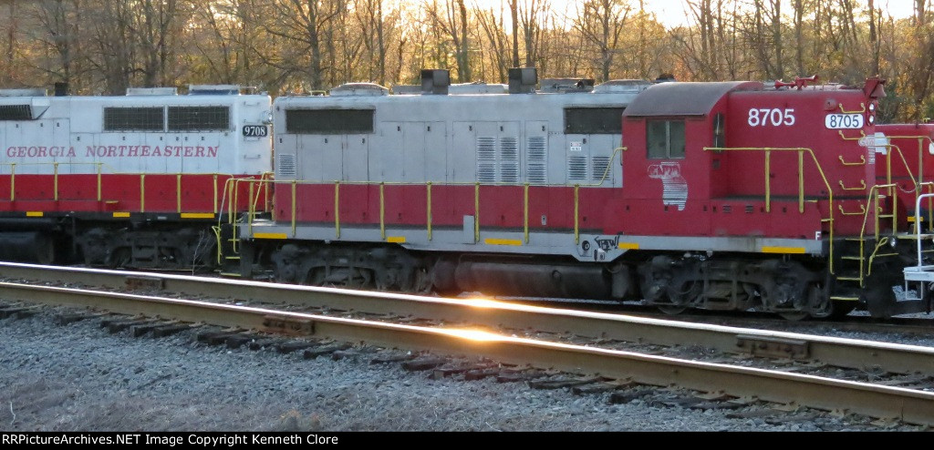 GNRR 8705 (GP18) - GNRR 9708 (GP38)